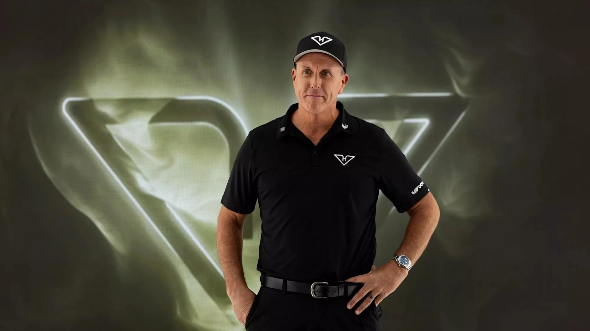 LIV Golf News: PHIL’S FINALLY FREE – AND HIS HYFLYERS HAVE THEIR SABERS ...